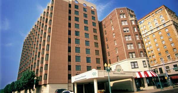 Doubletree By Hilton Hotel Memphis Downtown, Memphis | Roadtrippers Doubletree By Hilton Hotel Memphis Downtown, Memphis | Roadtrippers