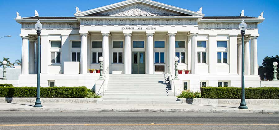 Carnegie Art Museum, Oxnard | Roadtrippers