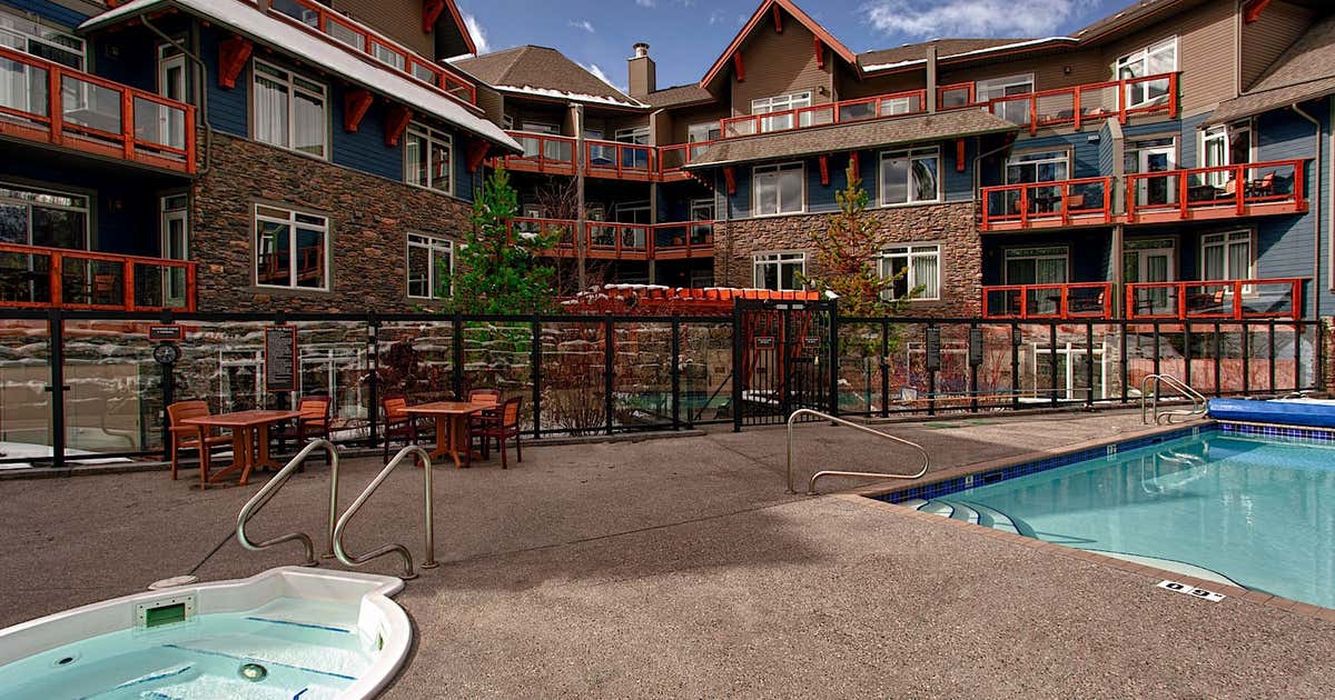 Blackstone Mountain Lodge by CLIQUE, Alberta | Roadtrippers