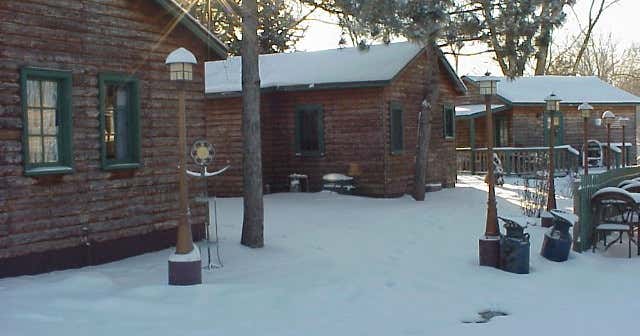 Moon River Cabins, Bellevue | Roadtrippers