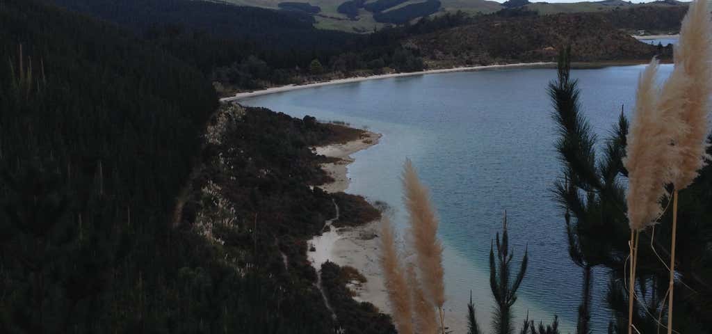 The Kai Iwi Lakes, North Island | Roadtrippers