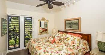 Kaha Lani Resort, Wailua | Roadtrippers